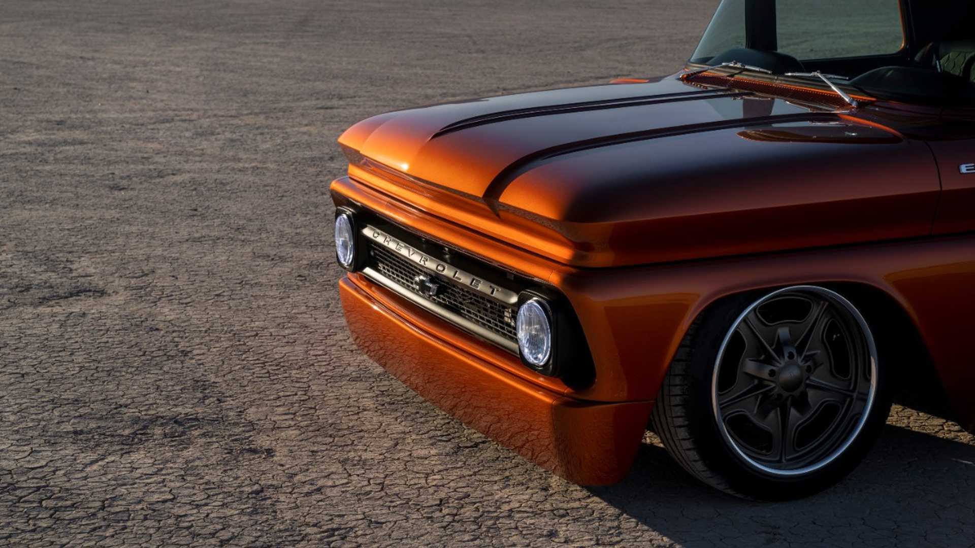 Chevrolet Electrifies SEMA With E-10 Concept EV Pickup | Motorious