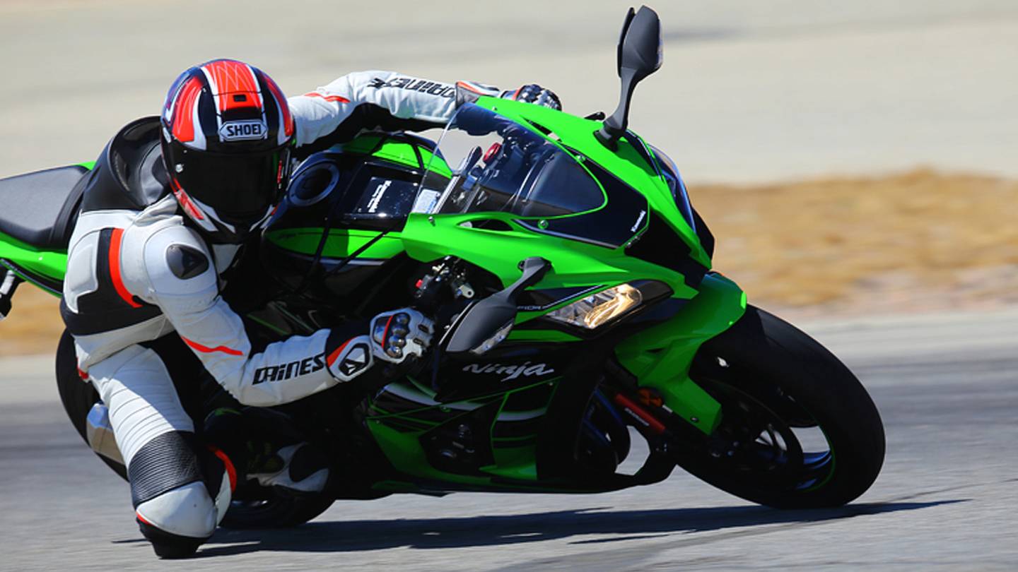 2016 Kawasaki ZX-10R – Ride Review