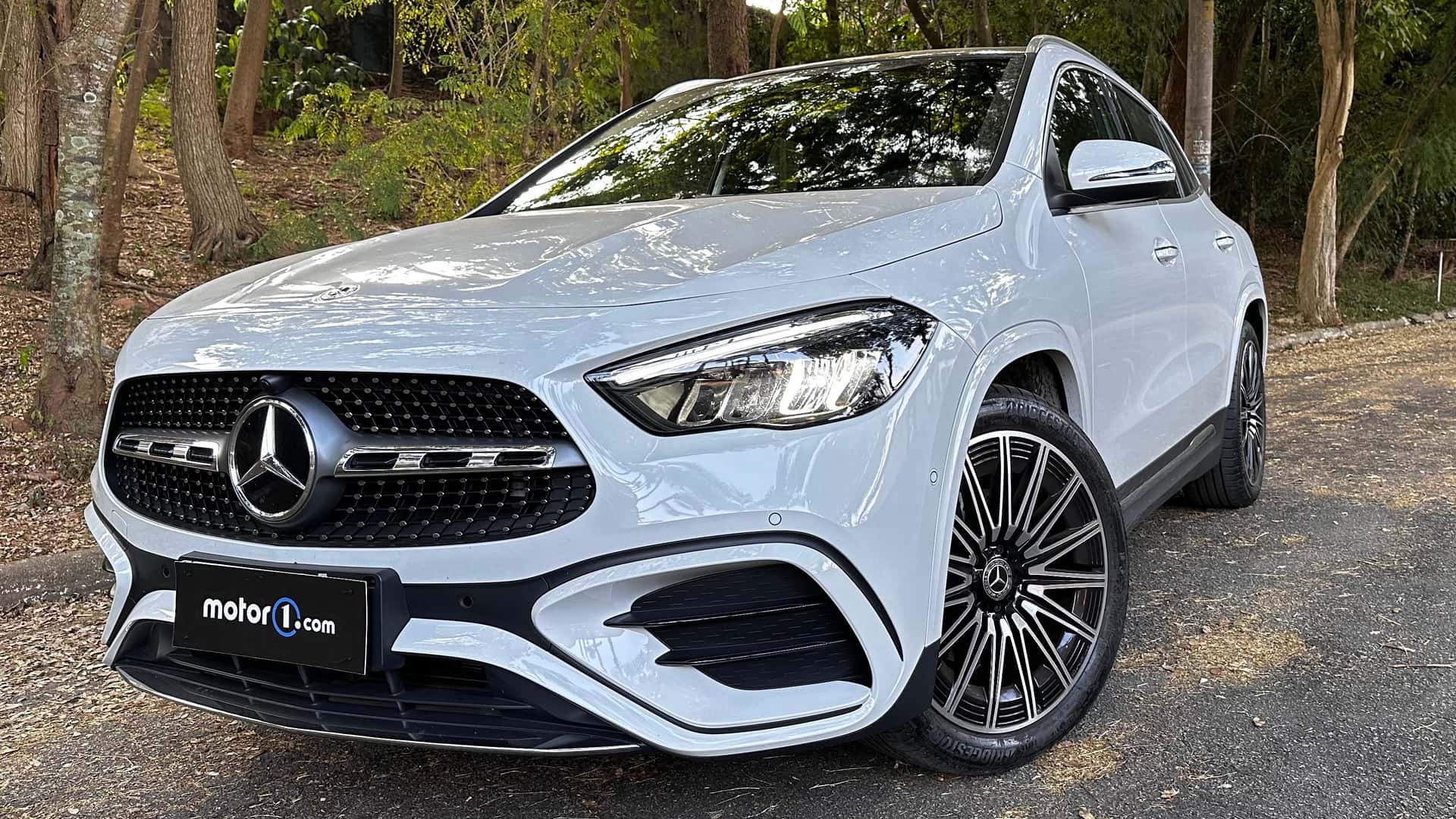 Teste: Mercedes-Benz GLA 200 fica mais econômico com eletrificação