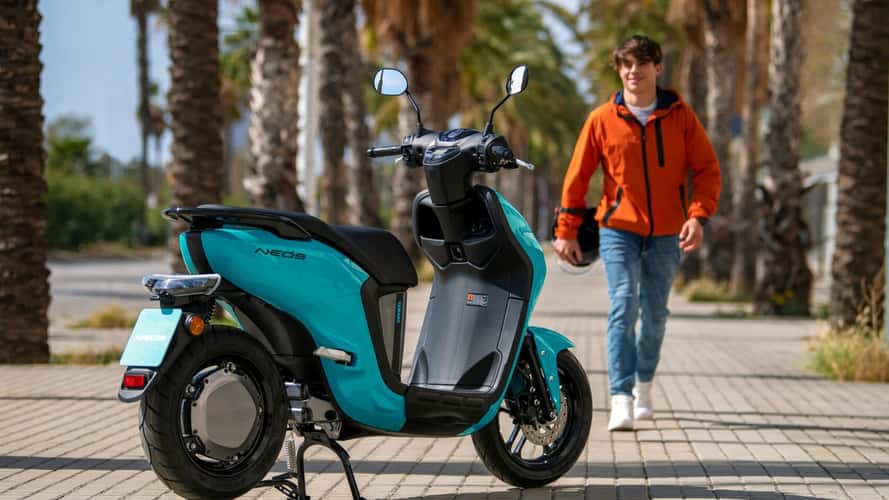 Scooters - Motorycle News and Trends | RideApart.com