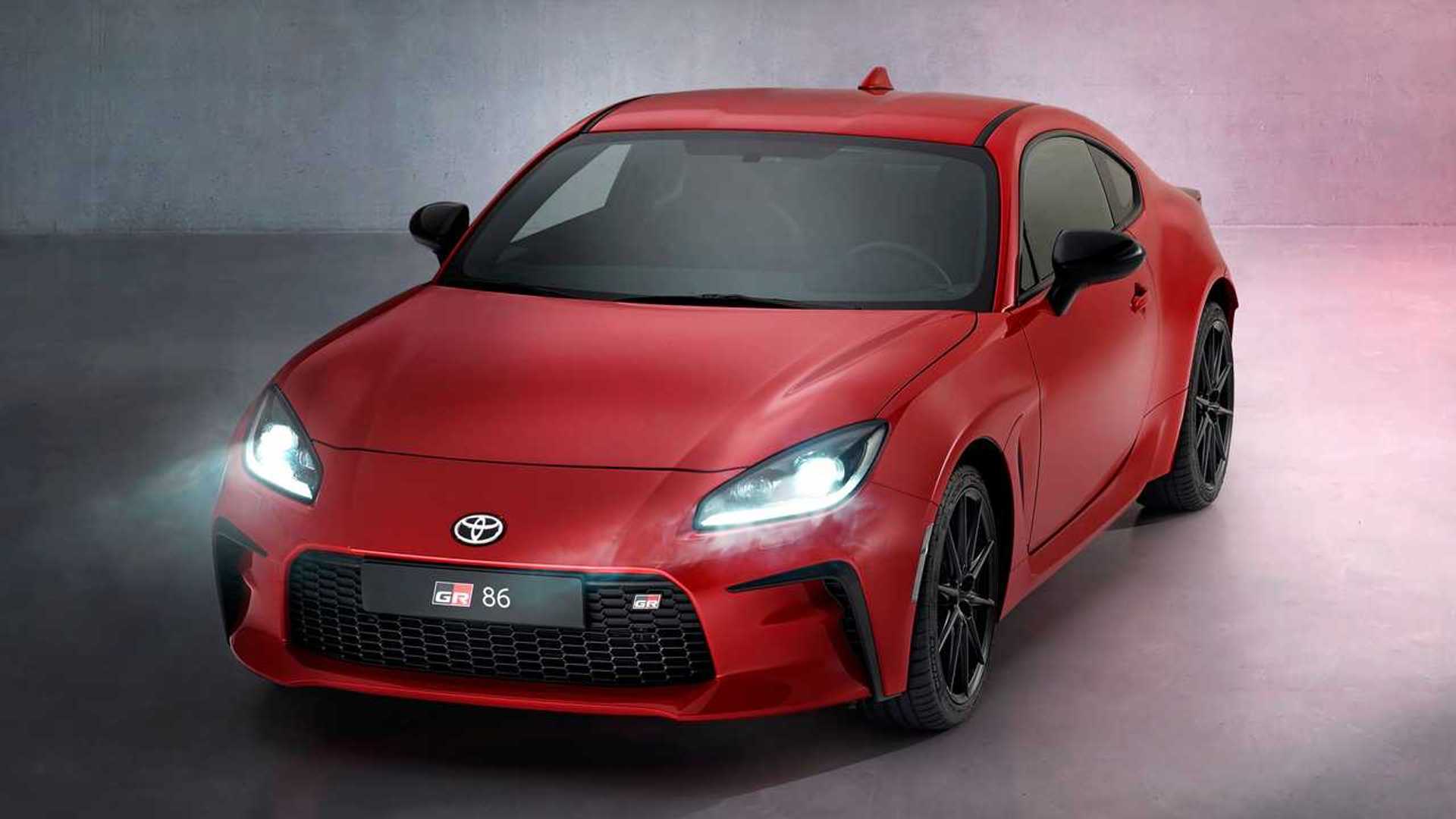 New Toyota GR86 sports car comes in at just under £30k