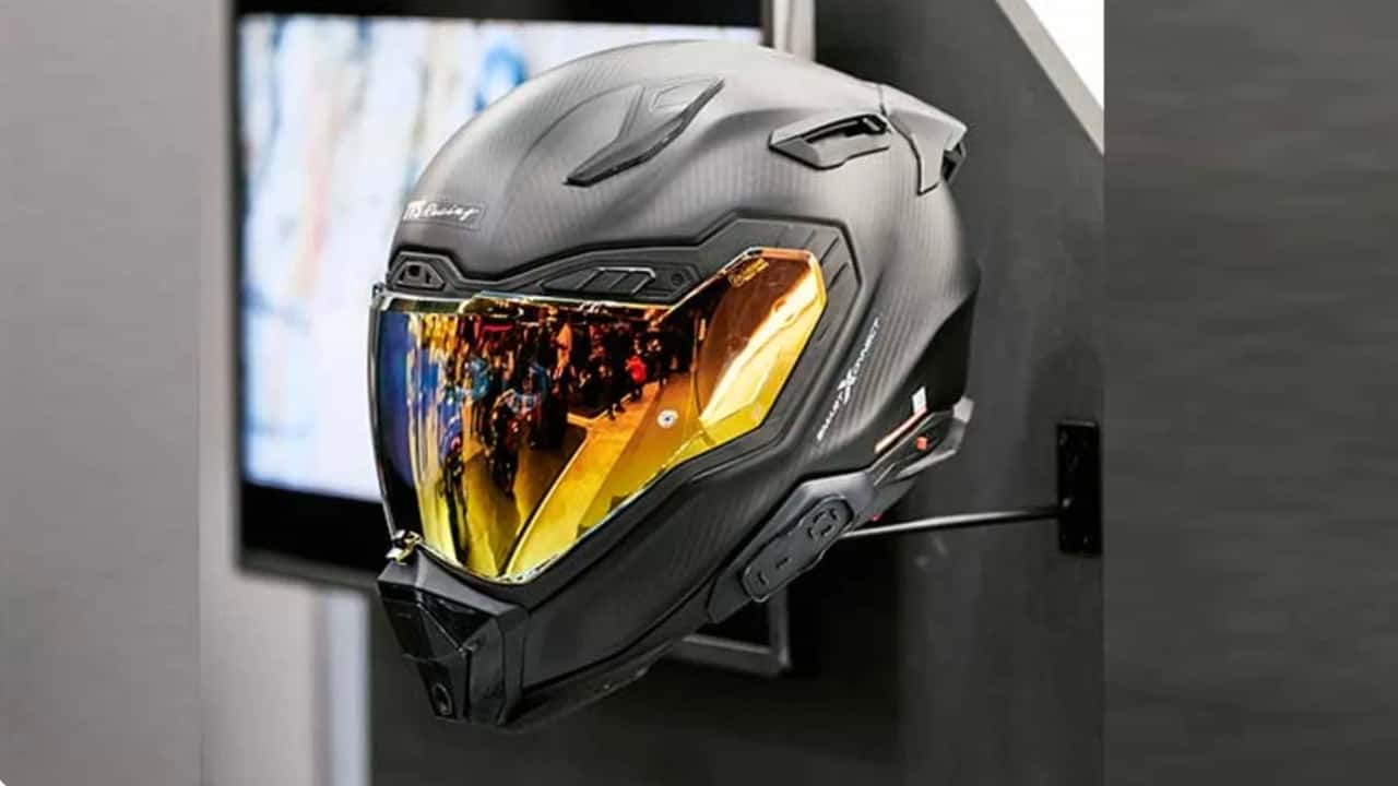Norton’s New Owners Design HUD Helmet, but Does Anyone Want It?