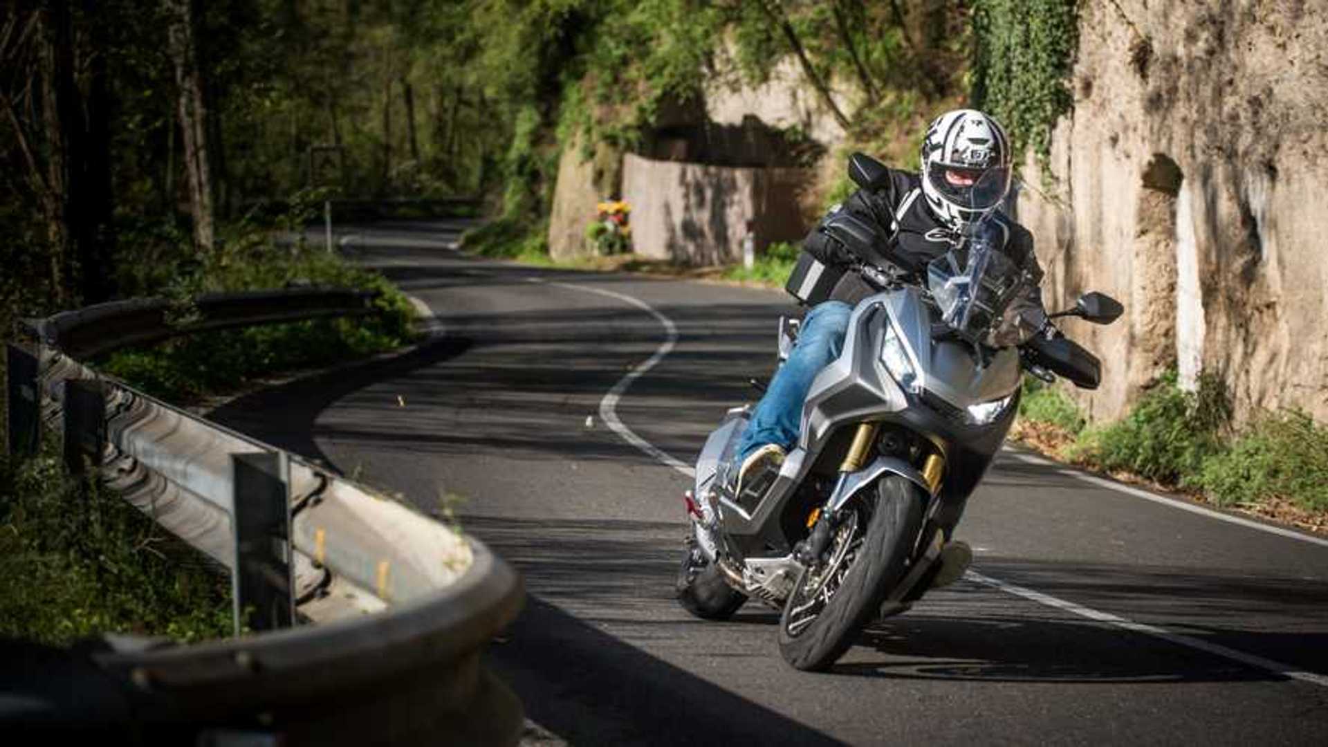 Essai Honda X-ADV - Crossover stylé sur deux roues