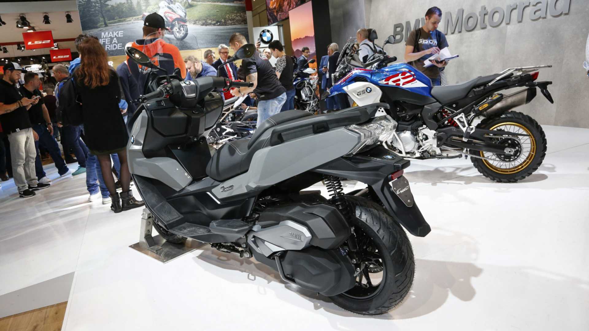 El nuevo scooter BMW C 400 GT ya tiene precio y fecha de comercialización