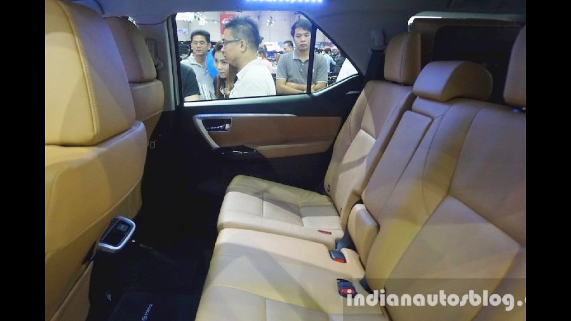 Toyota SW4 2016: veja mais detalhes na galeria de fotos da apresentação