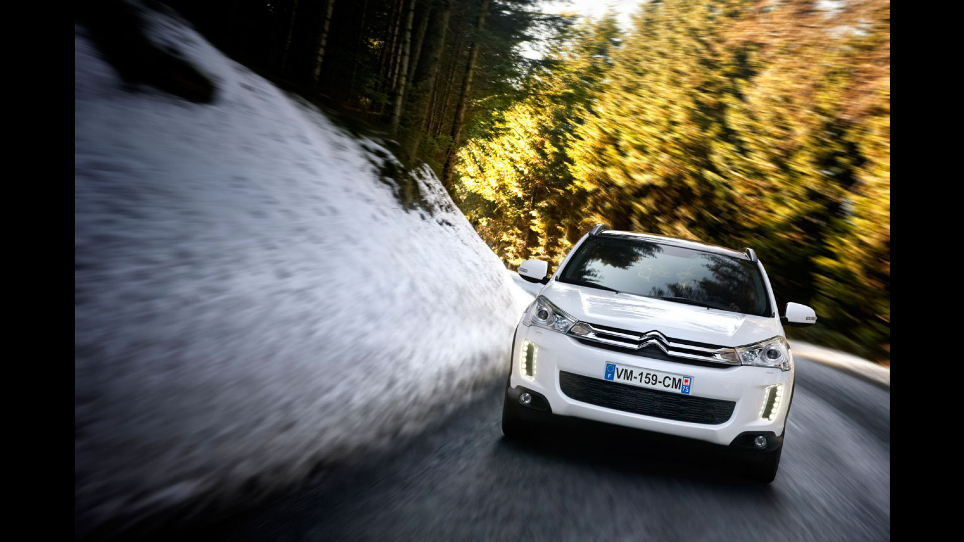 Citroen C4 Aircross: SUV compatta, confortevole e in stile DS