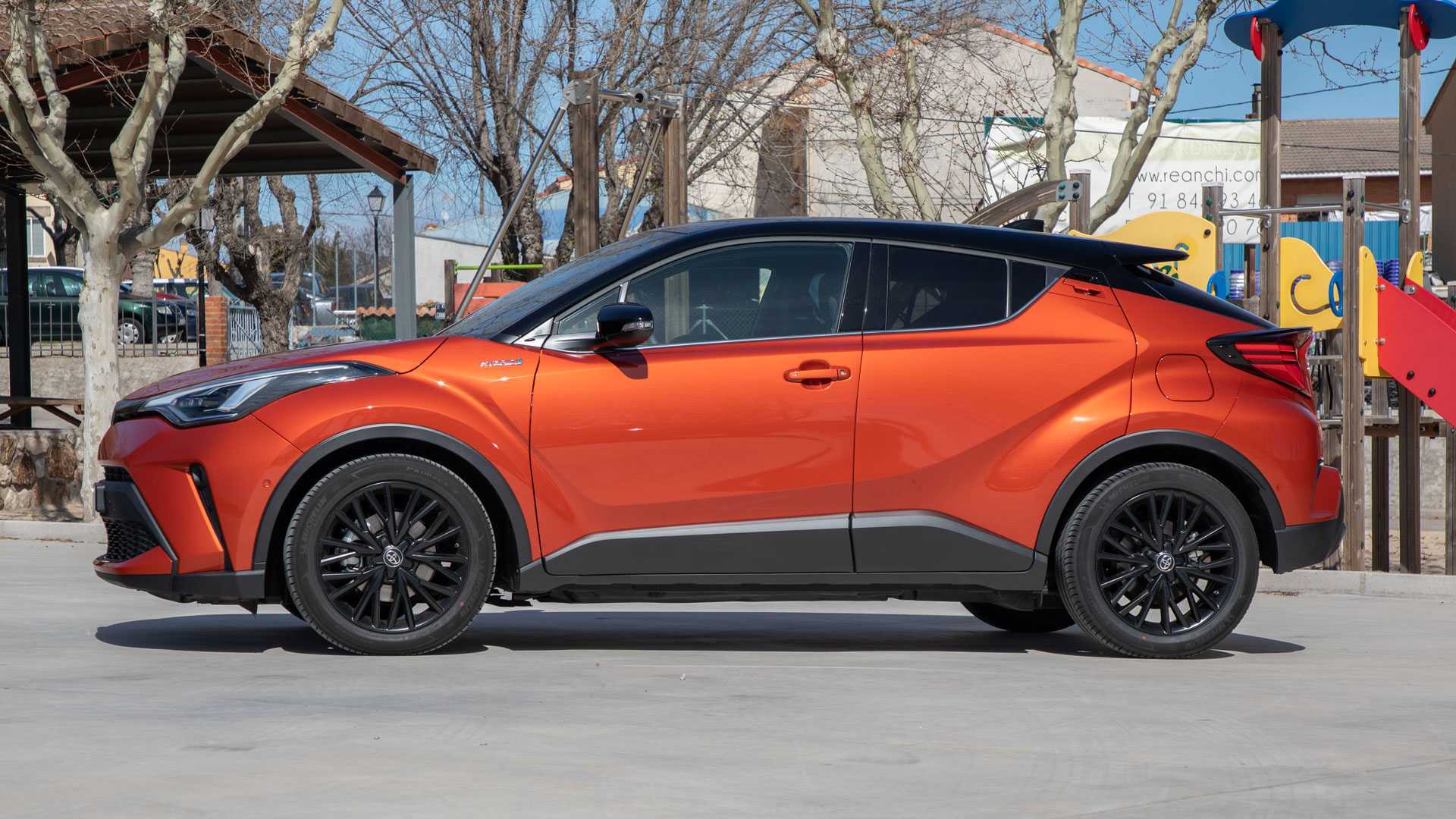 Prueba Toyota C-HR 180H 2020: con etiqueta Eco y 184 CV de potencia