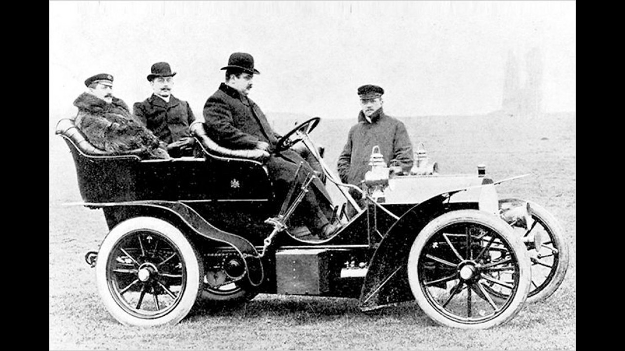 Der Fuhrpark von Queen Elizabeth II., ihrem Gefolge und ihren Ahnen