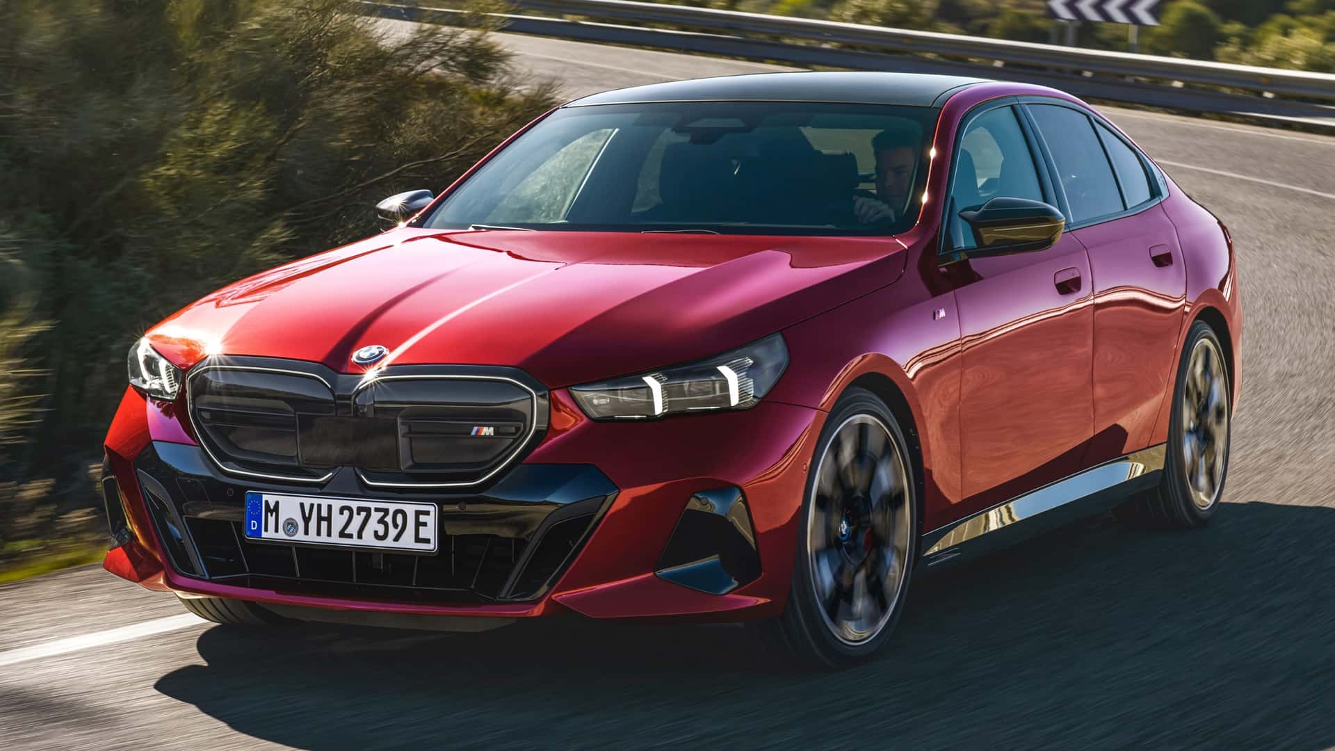 2024 BMW I5 Debuts With 295 Mile Range 67 795 Base Price