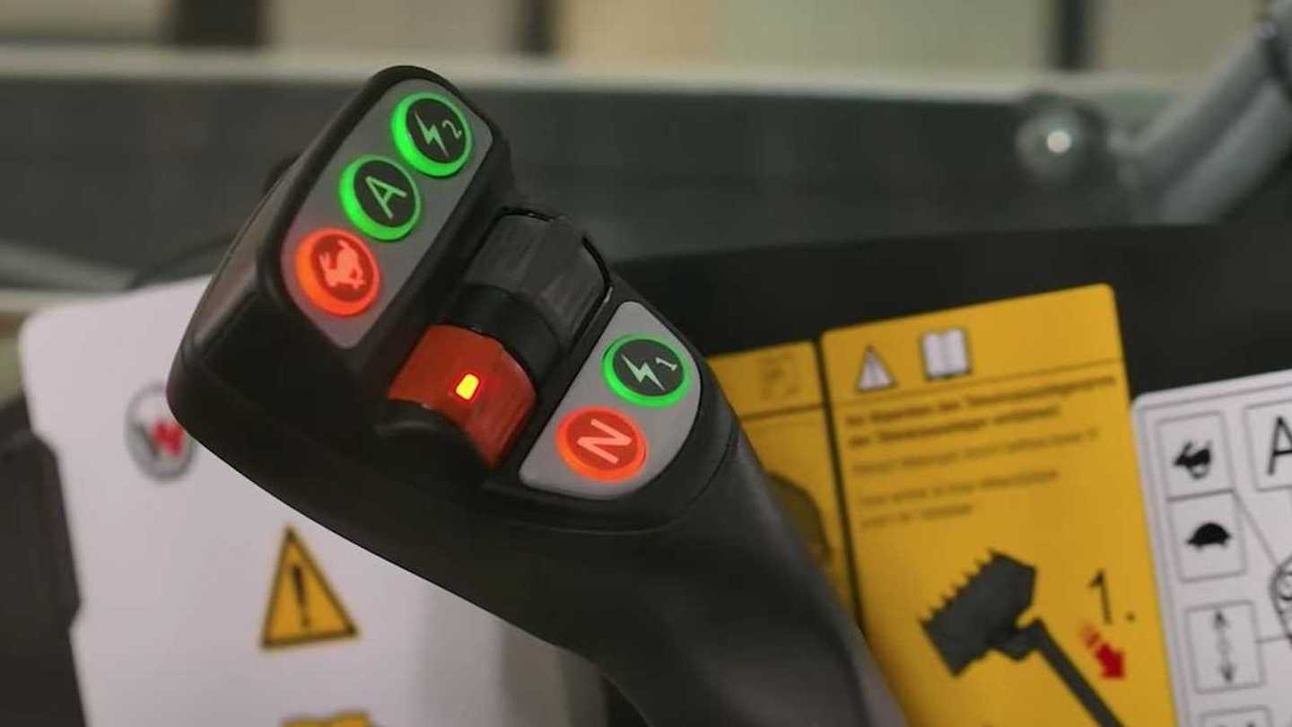 Kramer: arriva il sollevatore telescopico compatto KT144