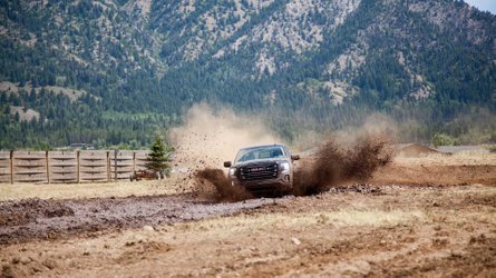 2020 GMC Sierra 1500 AT4 Diesel First Drive: Off-Road Rich