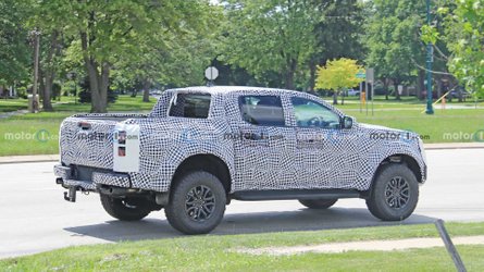 Ford Ranger Raptor Baru Muncul di Jalan, Banyak Hal Menarik