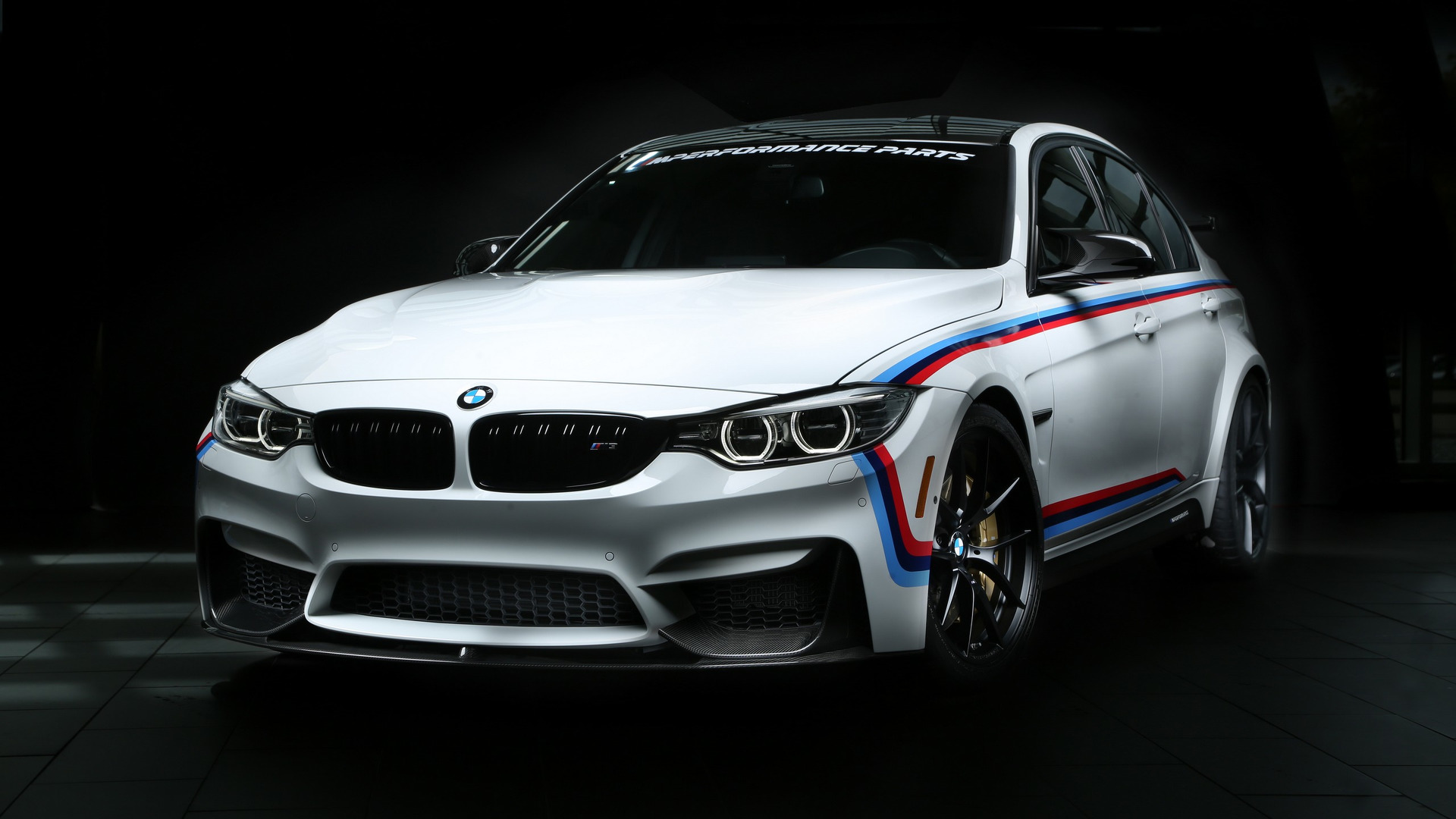 SEMA Show 2016 - BMW lance un ensemble de pièces M Performance