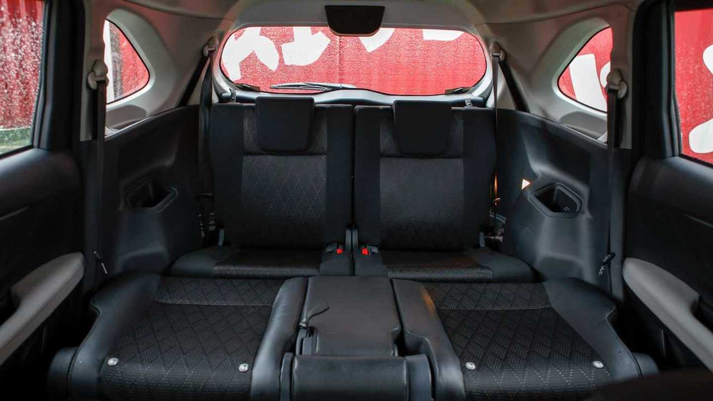 Toyota Veloz MPV 7 Kursi yang Didesain dengan Sentuhan Emosional