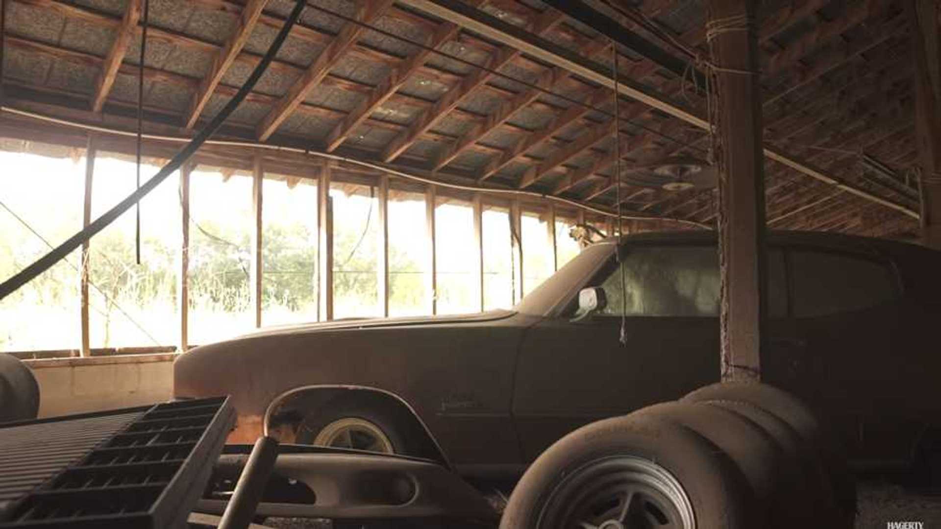 Tom Discovers One Of the Fastest Muscle Cars From The Seventies | Motorious
