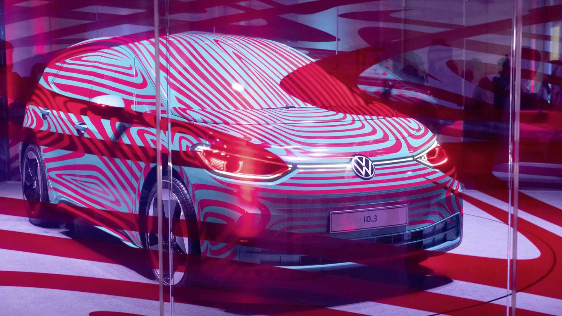 Volkswagen ID 3 Reservations Soar Past 15 000 Volkswagen ID 3 Reservations Soar Past 15 000