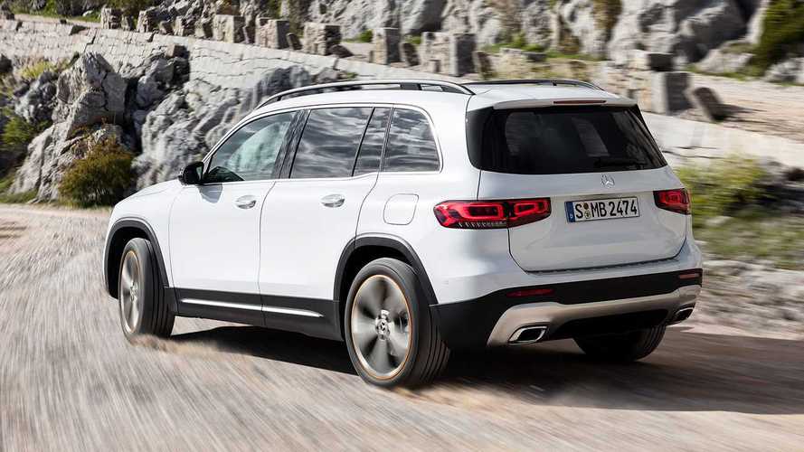 Mercedes GLB 2019, con escuadra y cartabón