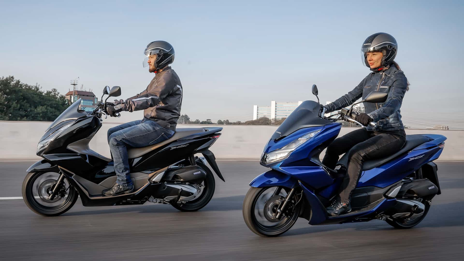 Honda lança a nova PCX 160 2026: veja os preços e o que muda