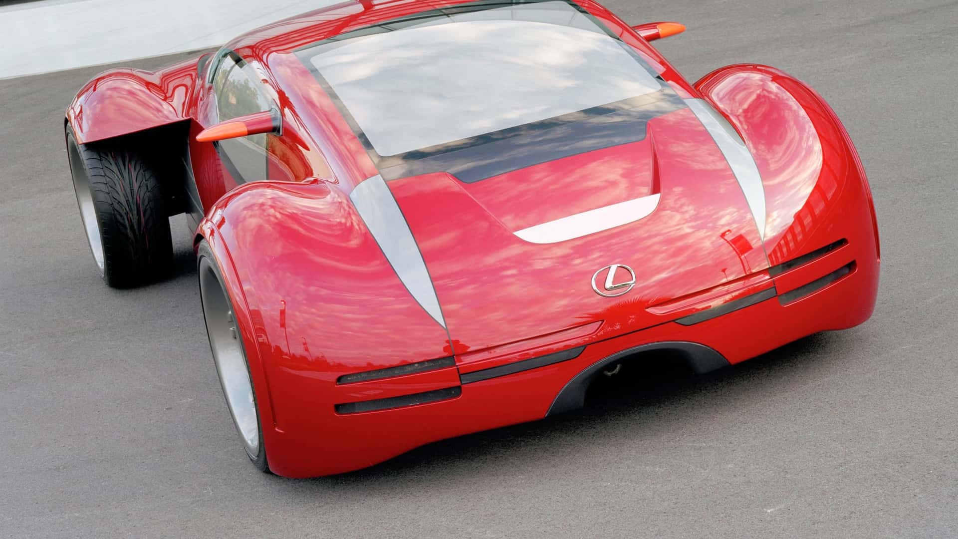 Fotos: Lexus 2054 Concept (2002) | Motor1.com