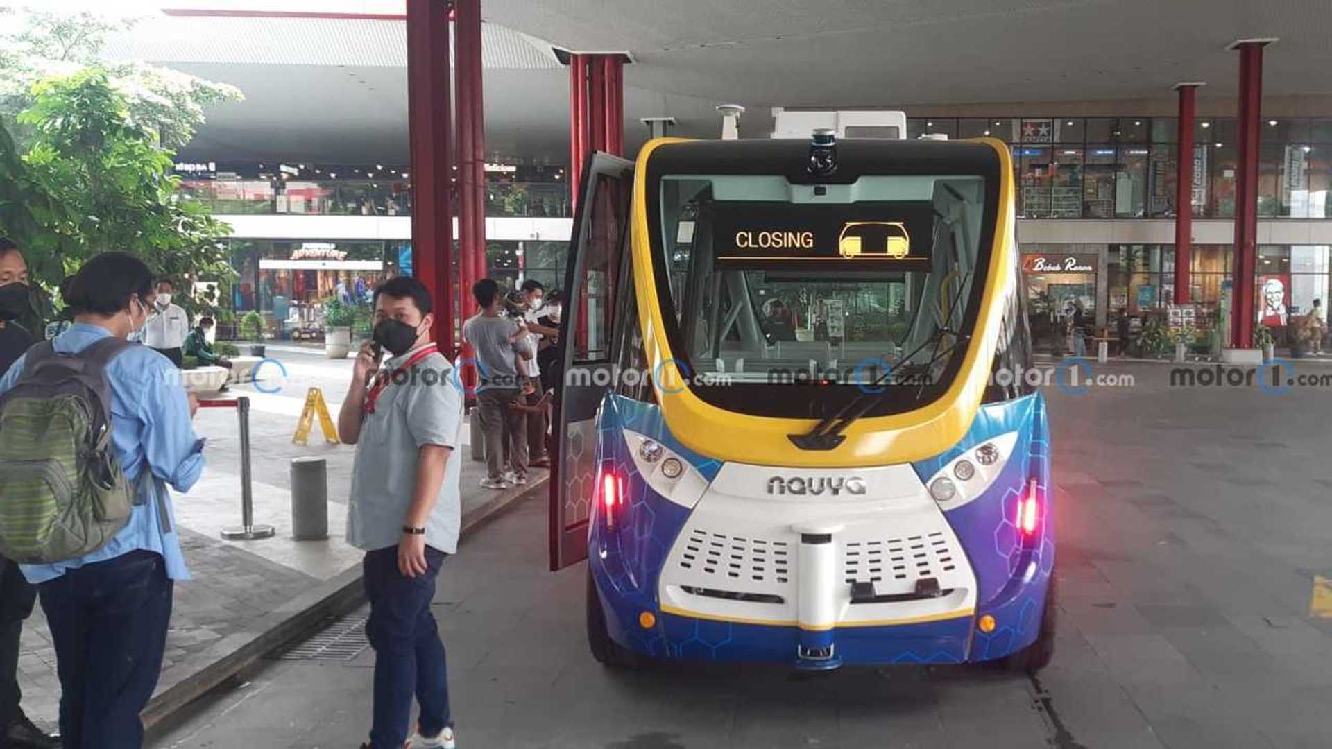 Asyiknya Naik Kendaraan Listrik Otonom Tanpa Sopir di BSD