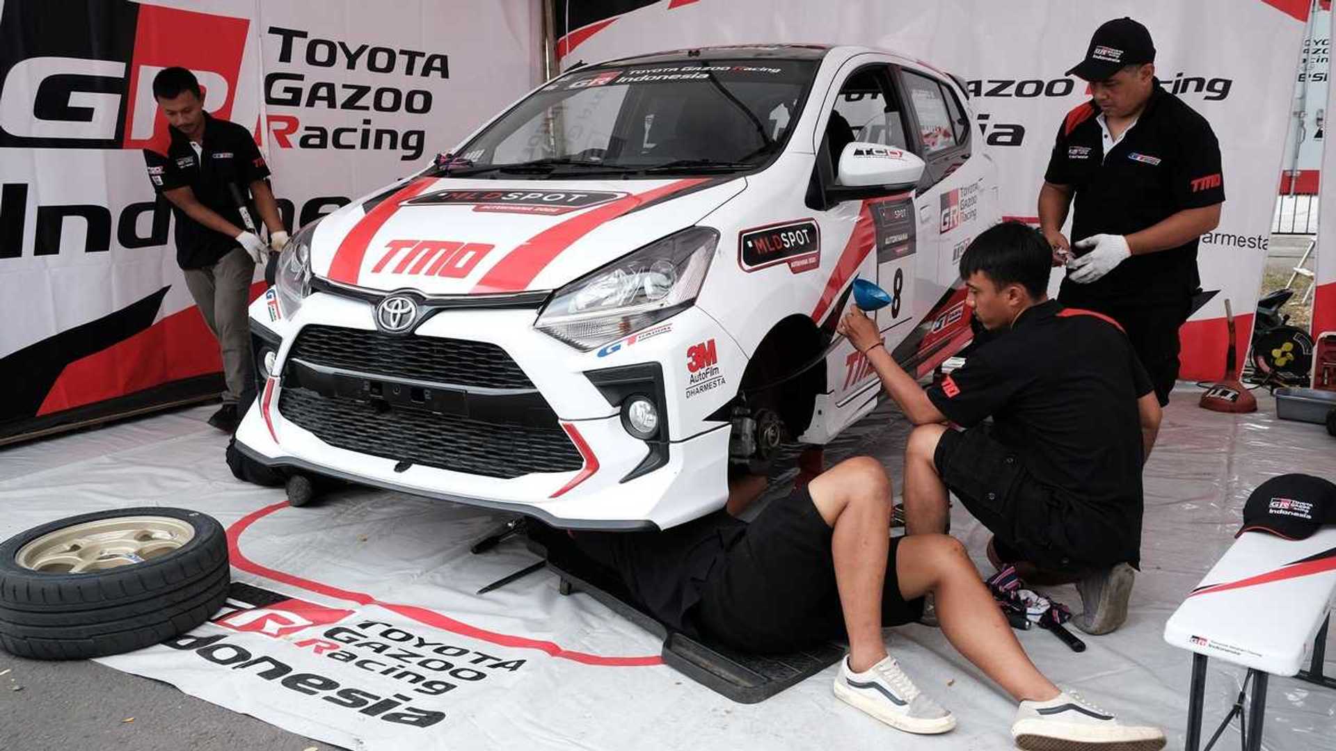 Toyota Gazoo Racing Indonesia Sapu Bersih Podium Kejurnas Slalom