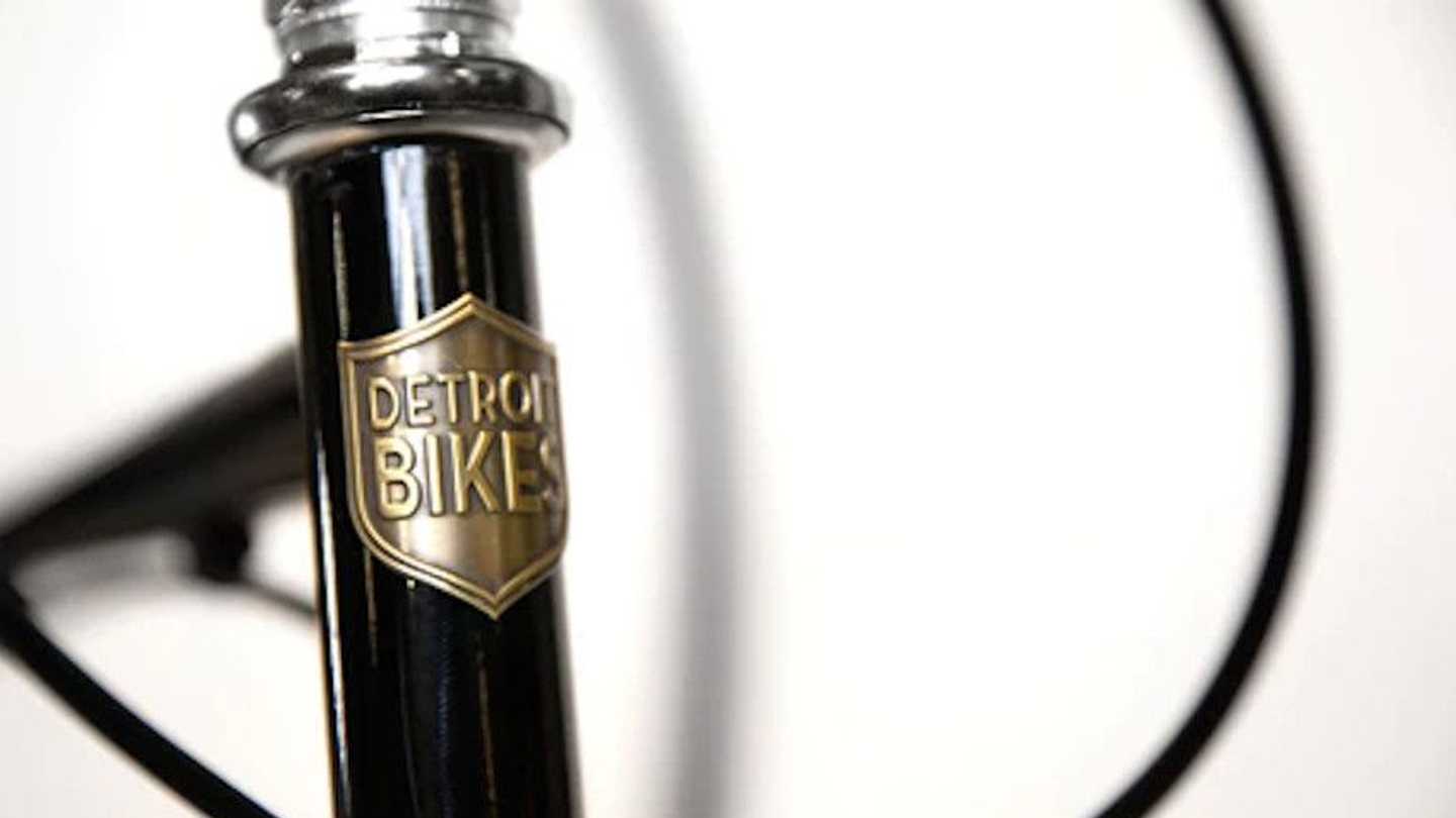 Detroit Bikes Is Ready To Turn Heads With The Classy DB-E