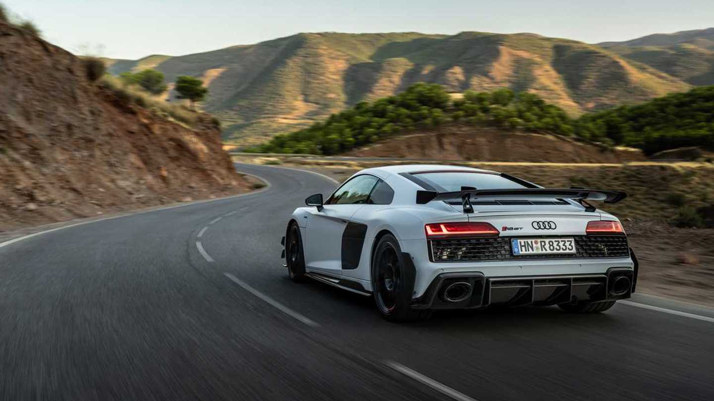 Présentation complète de l'Audi R8 V10 GT, l'ultime version limitée à ...
