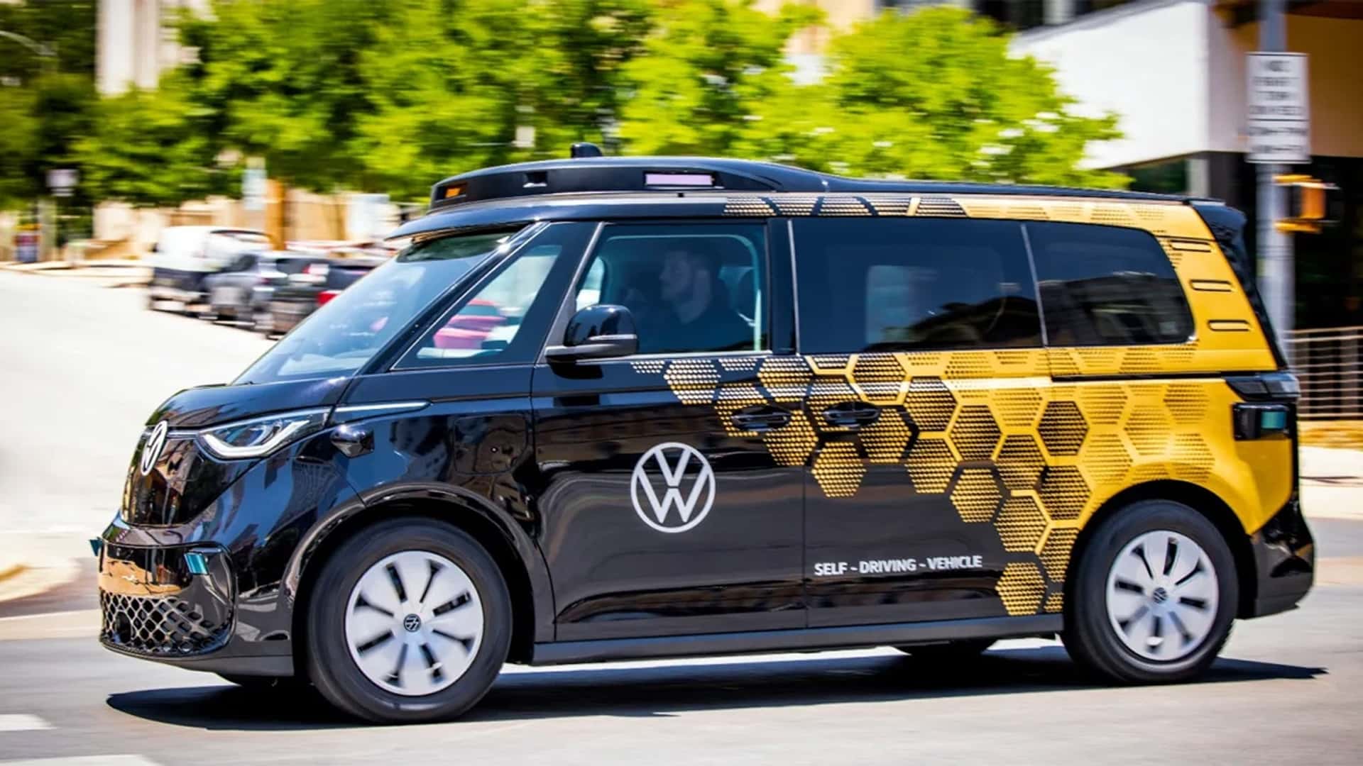 Volkswagen like Tesla, with its global robotaxi: coming in 2026