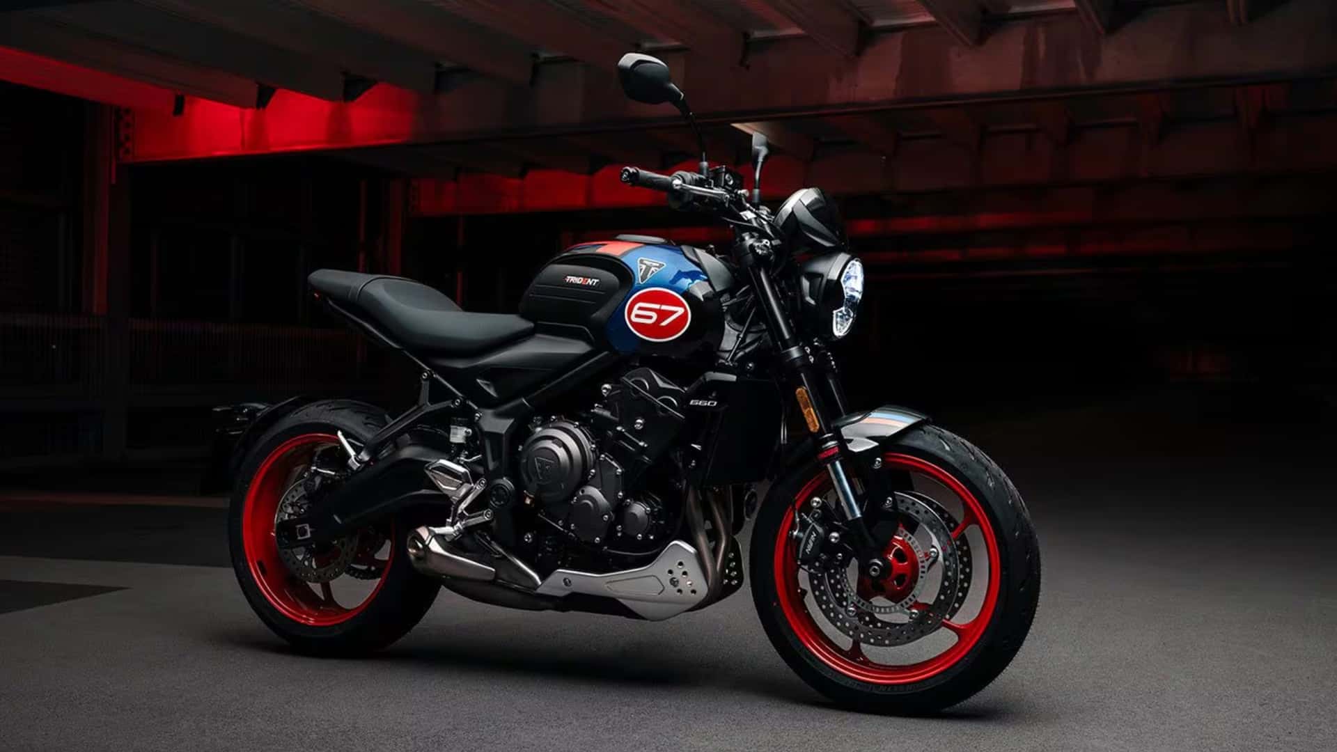 Triumph Trident 660 Triple Tribute: retro y deportiva a la vez