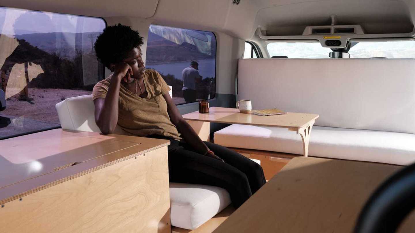 VanLab, le kit préfabriqué pour transformer un van en camping-car