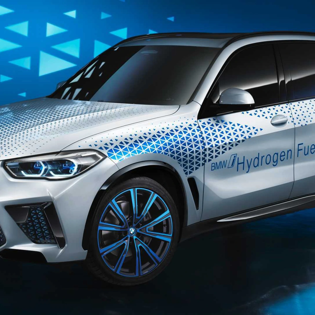 BMW Will Launch Fuel Cell Electric X5 SUV In 2022