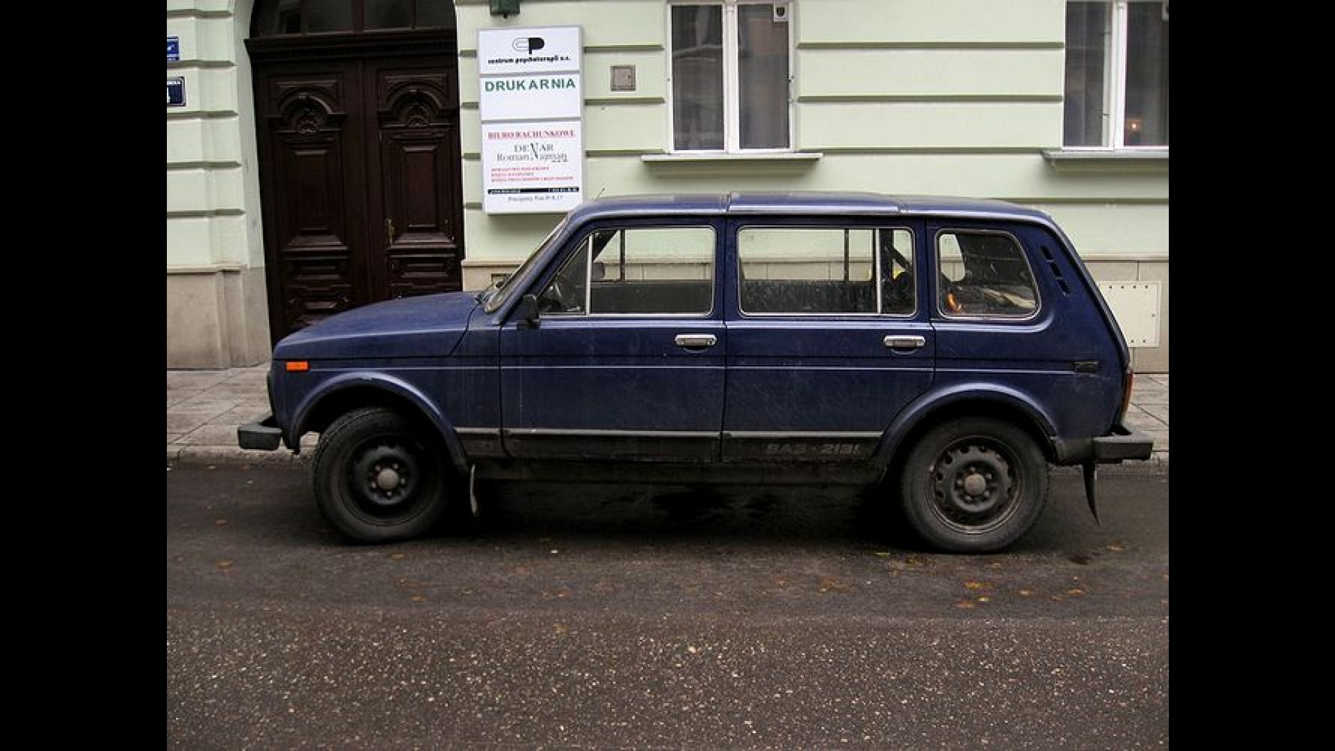 Carros para sempre: Lada Niva, o jipe russo que atravessou mais de três ...