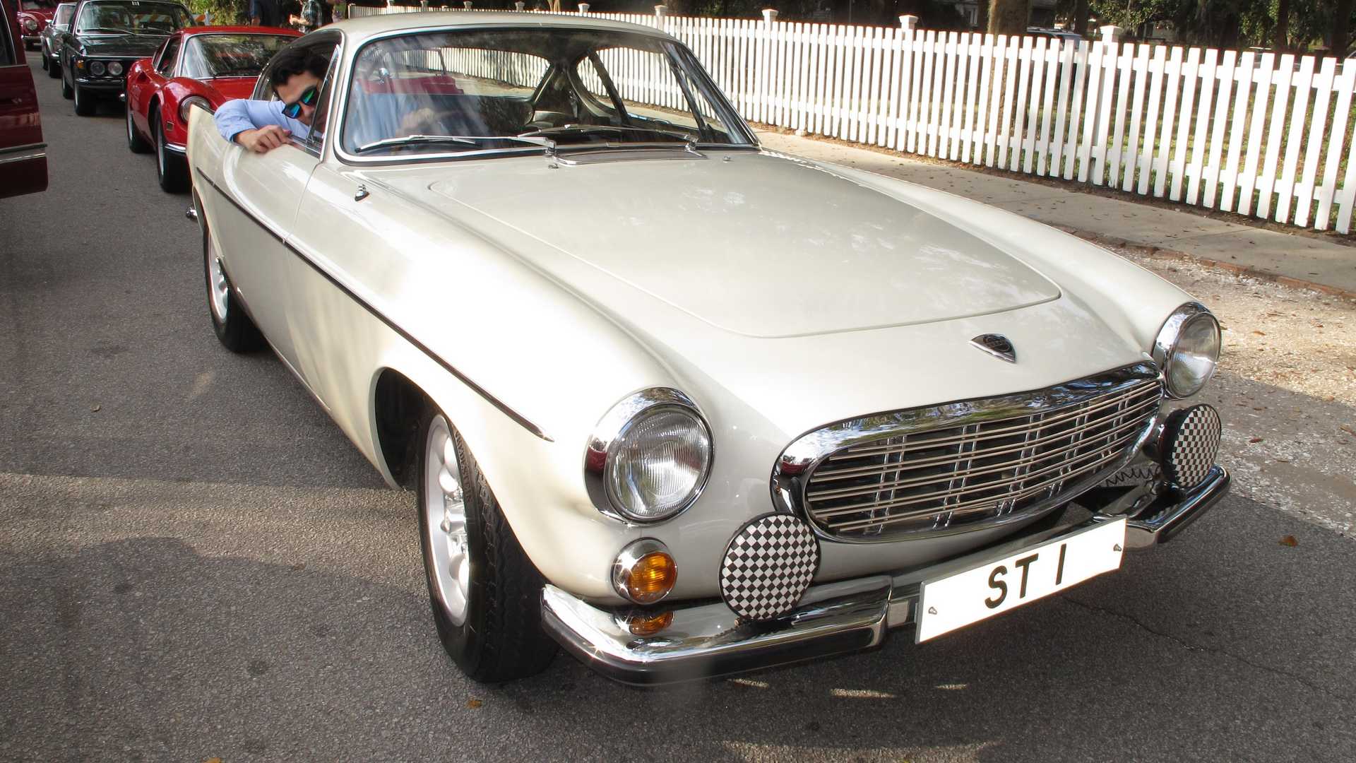 Driving Roger Moore's Volvo P1800 ST1