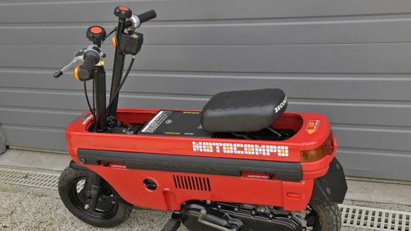 You've Got To Buy This Cult Classic Honda Motocompo From 1981