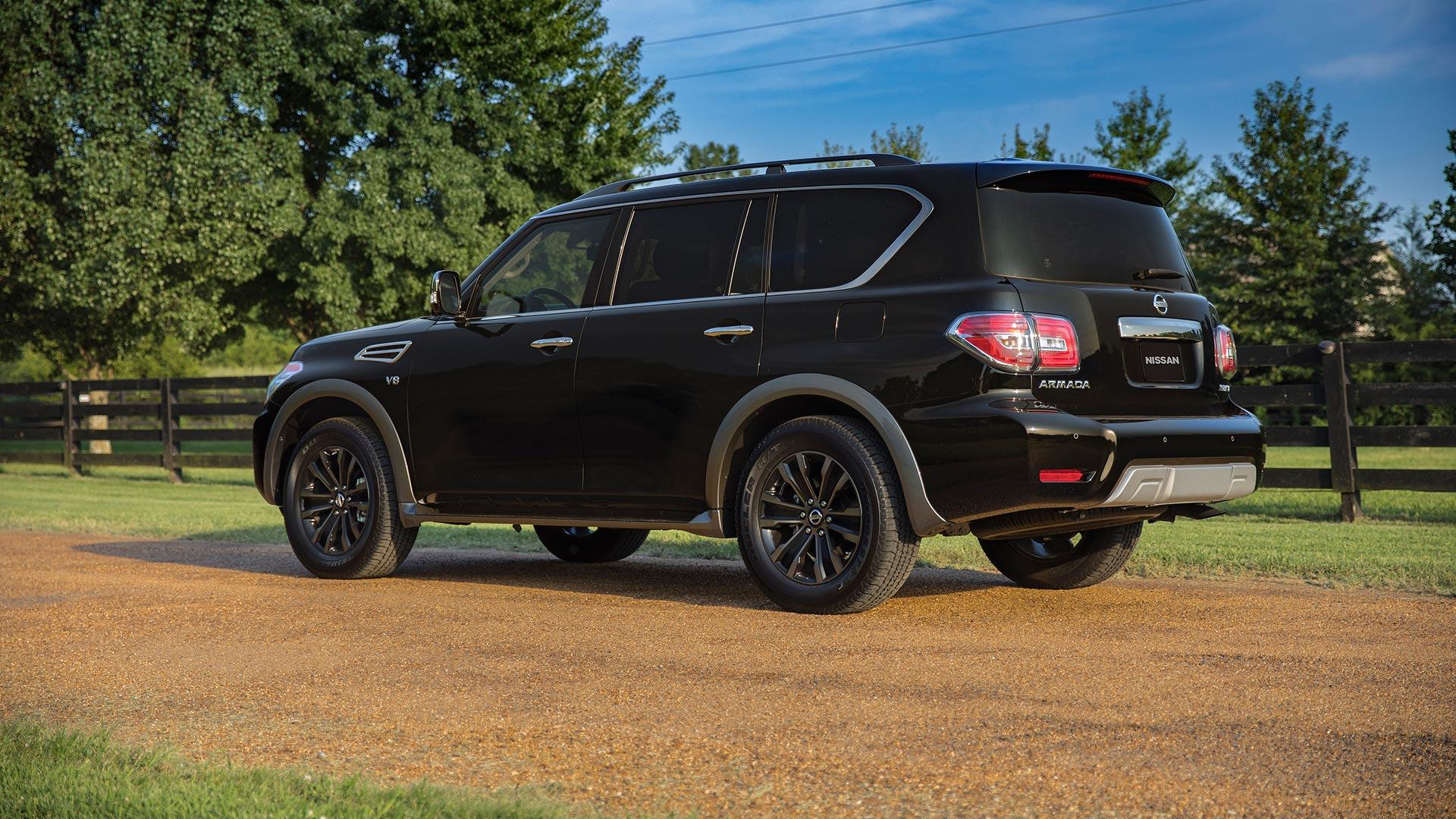 ¿Y si llegara el Nissan Armada como rival del Toyota Land Cruiser?