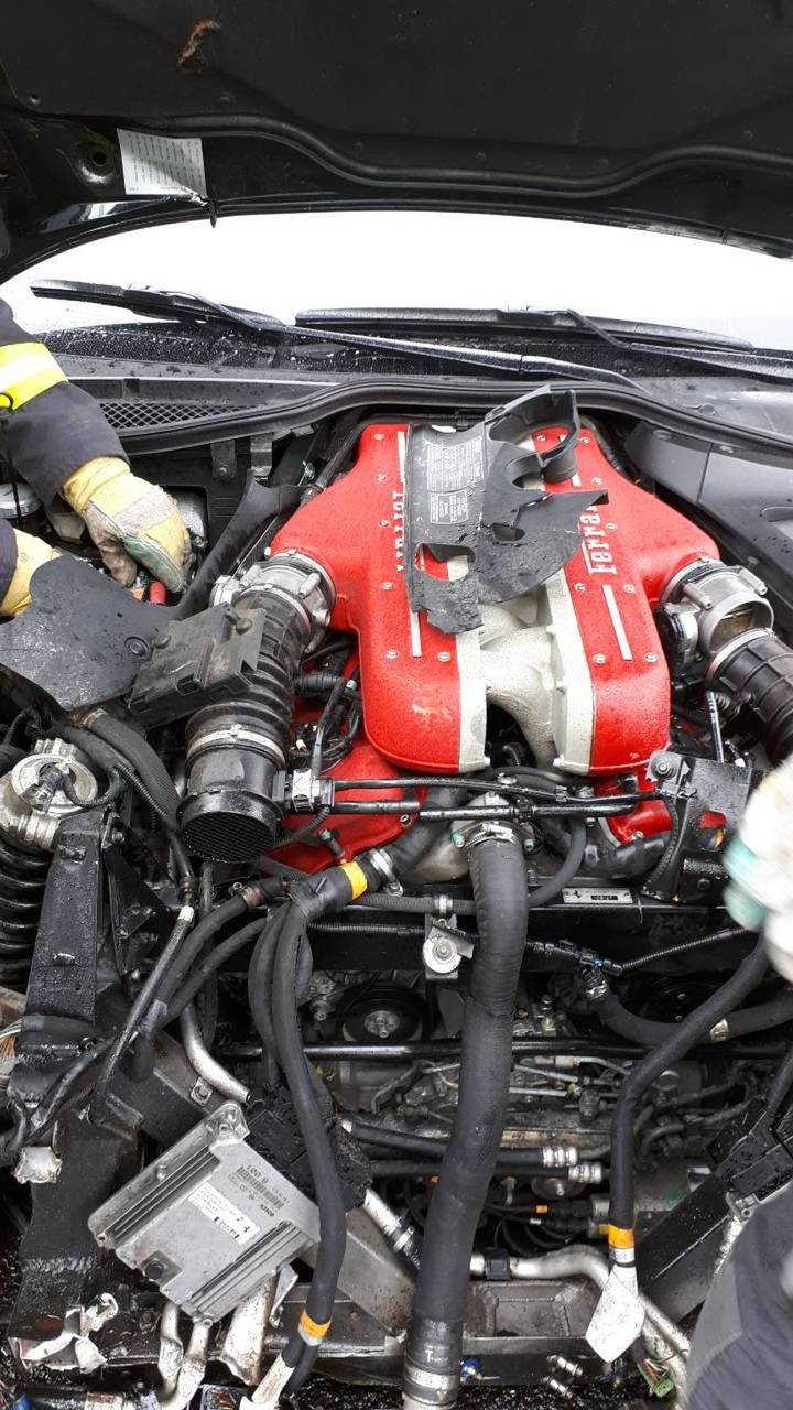 Ferrari FF Crash Kép