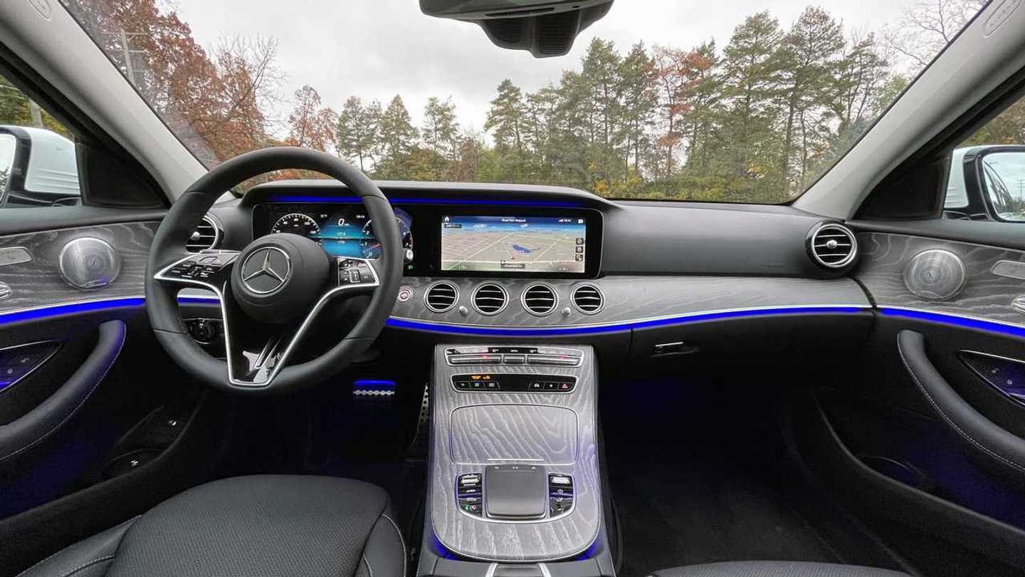 Review Mercedes-Benz E450 All-Terrain 2021: Mengemudi Lebih Tinggi!