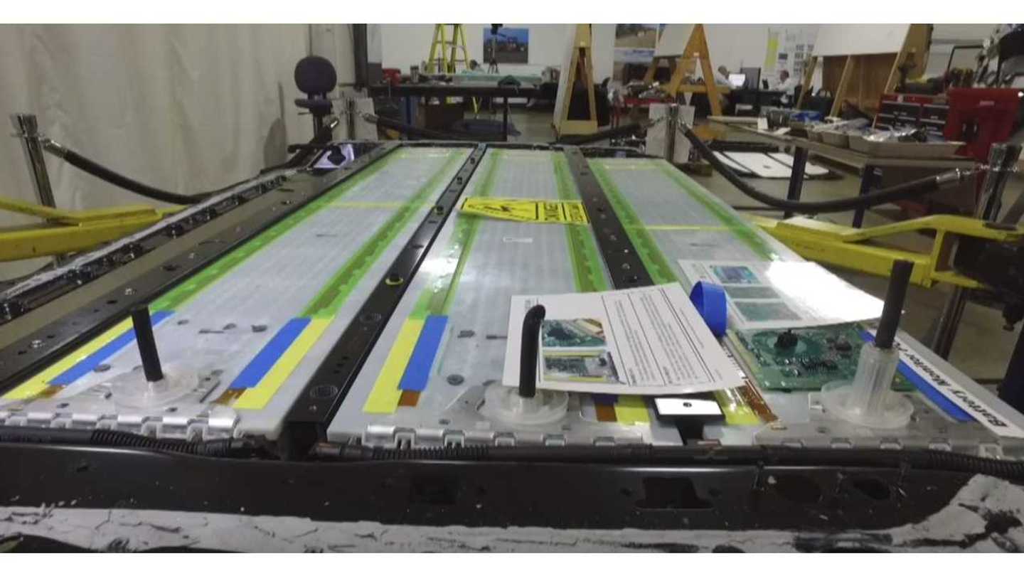 See Inside Of The Tesla Model 3's LFP Prismatic Battery Pack