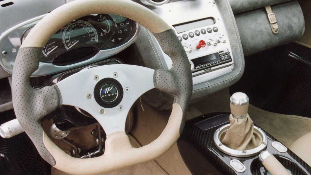 Zonda Interior