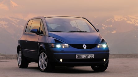 Renault Cars, News and Reviews | Motor1.com