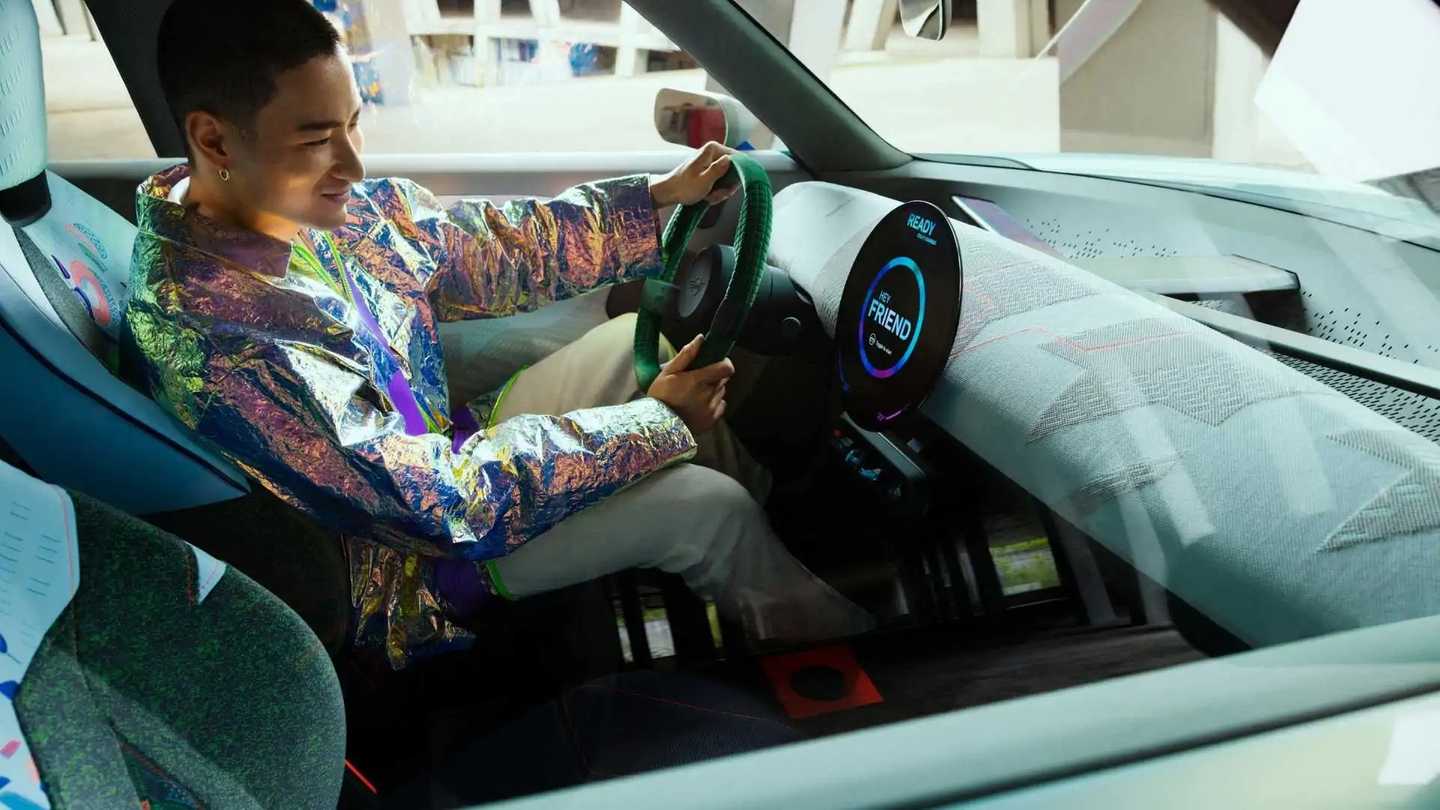 Mini Aceman Concept EV Debuts Wearing Brand's New Design Language