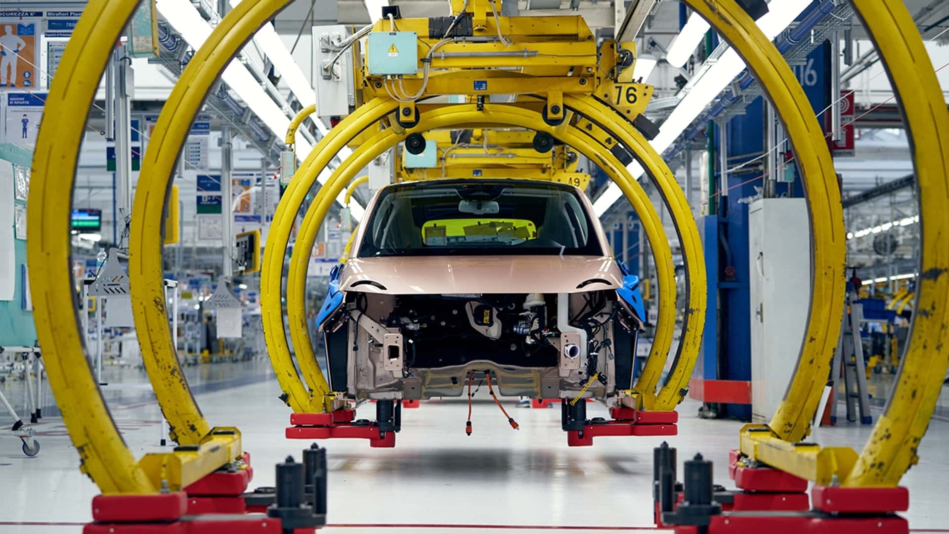 ACEA: Europe's car manufacturers demand more help from the EU