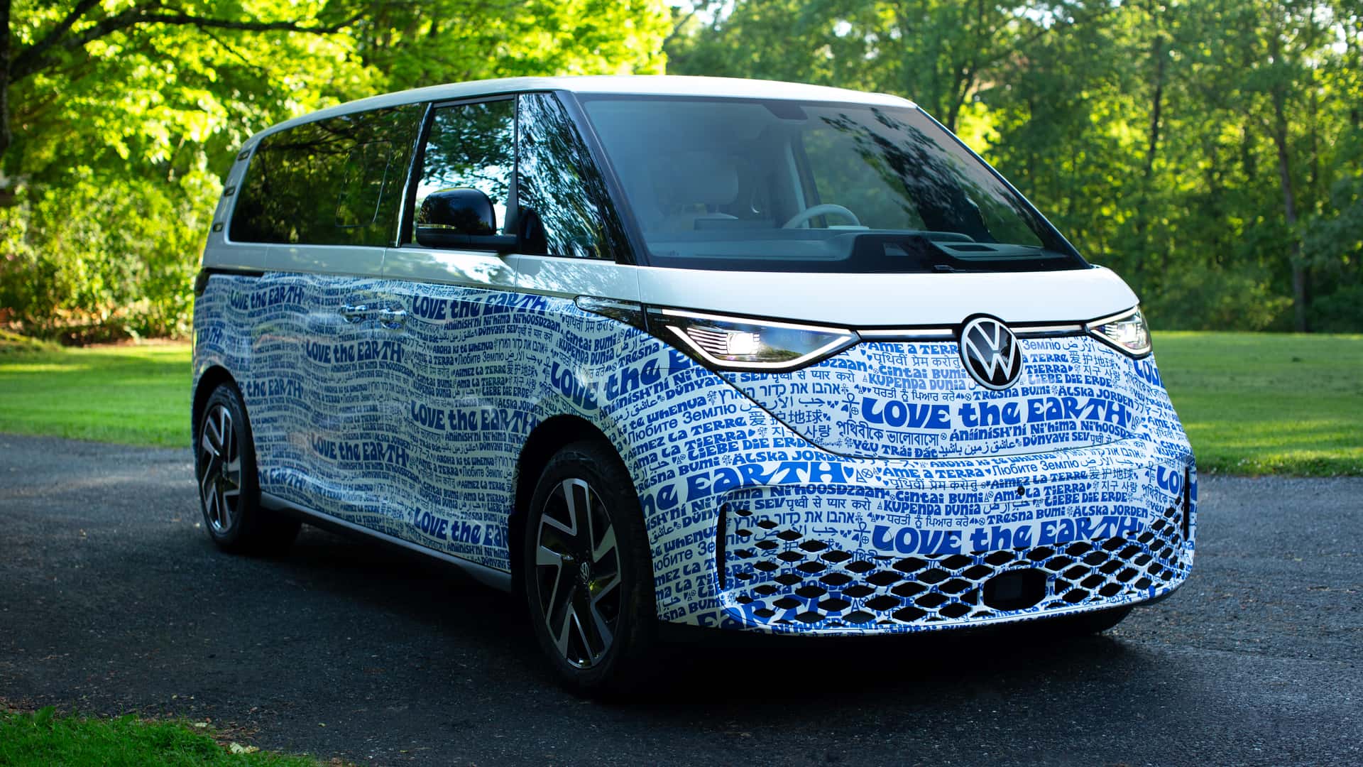 Volkswagen ID. Buzz si "wrappa" per conquistare l'America