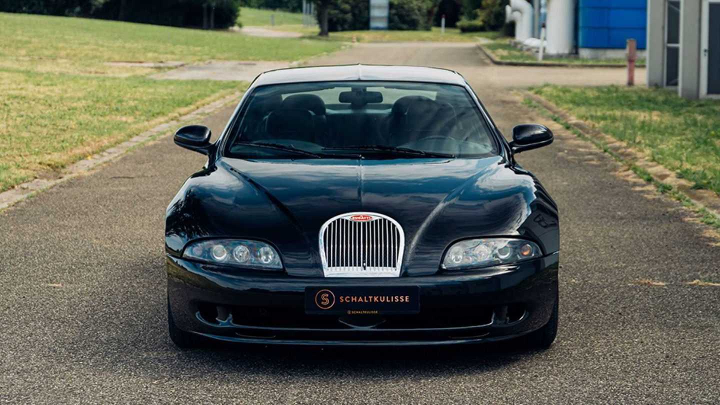 Este rarísimo Bugatti EB 112 está en venta en Alemania