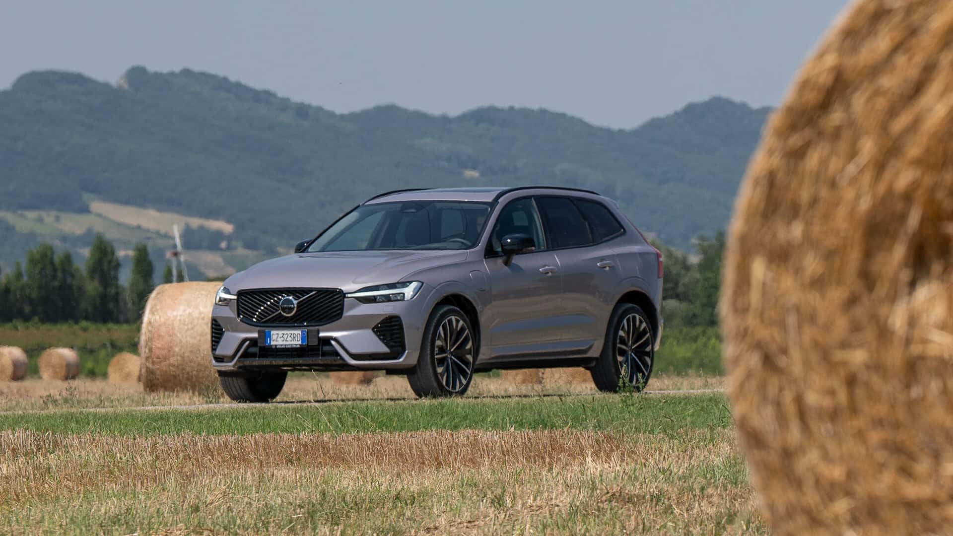 Foto: Volvo XC60 2025, la prova | Motor1.com