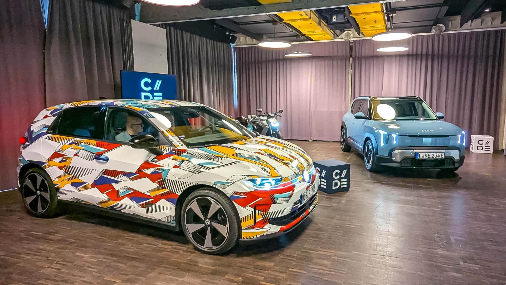 VW ID. Polo vs. Kia EV2 im ersten direkten Live-Vergleich