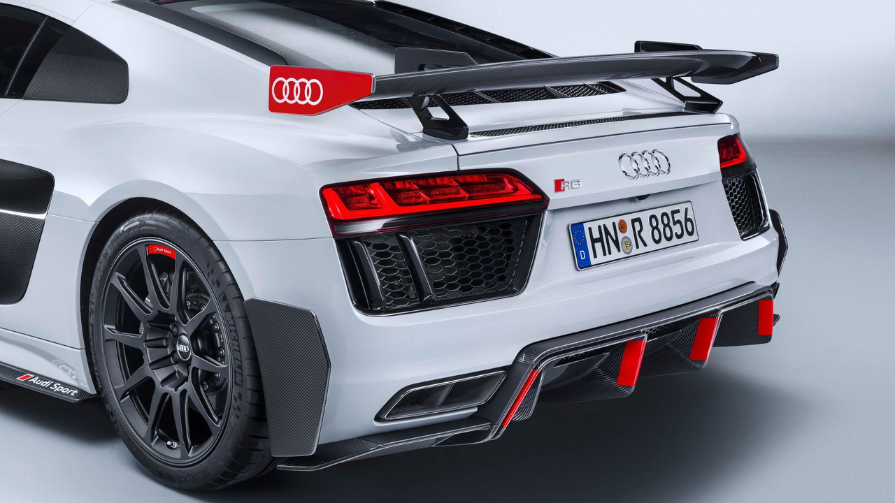 Nouveaux kits Audi Sport pour les R8 et TT