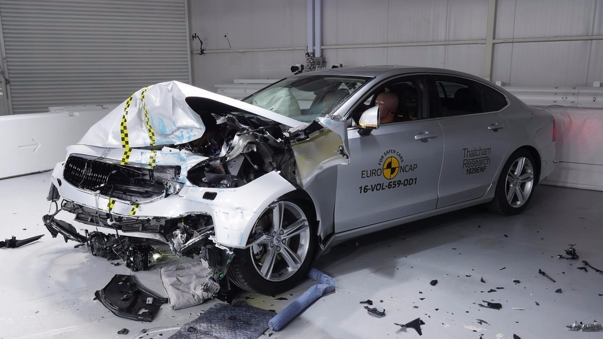 Crash-test - Les Volvo V90 et S90 s'en tirent avec les honneurs