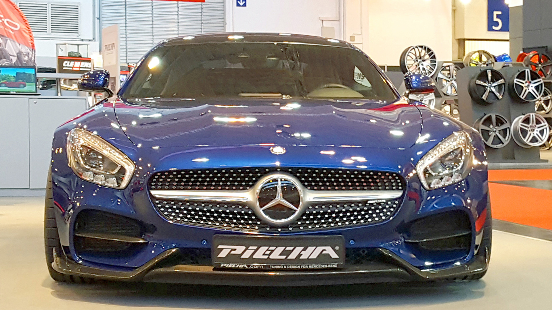 L'AMG GT RSR, la fusée du préparateur Piecha