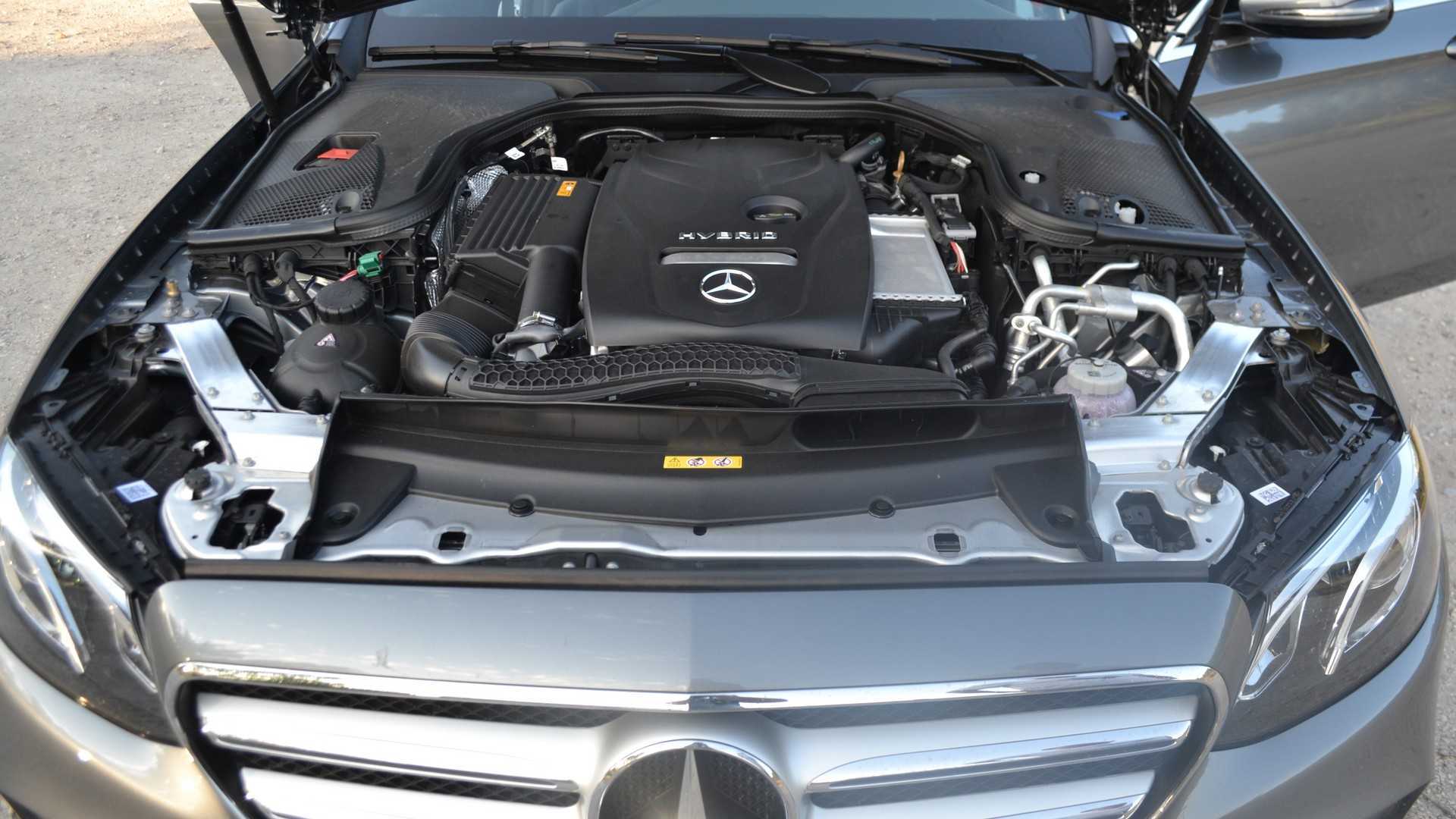 2019 Mercedes-Benz E300 e Plug-In Hybrid First Drive: Darwin Wins